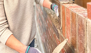 OH _ MASTERING MASONRY: BRICKLAYING 101